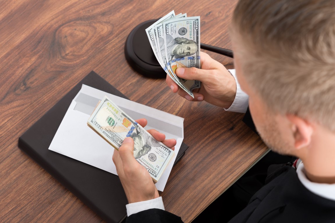 The Richest Lawyers In The World - Lawyers Favorite